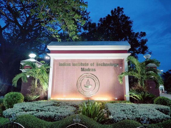 IIT Madras Unveils Indigenous Silicon Photonics Innovations to Power ...